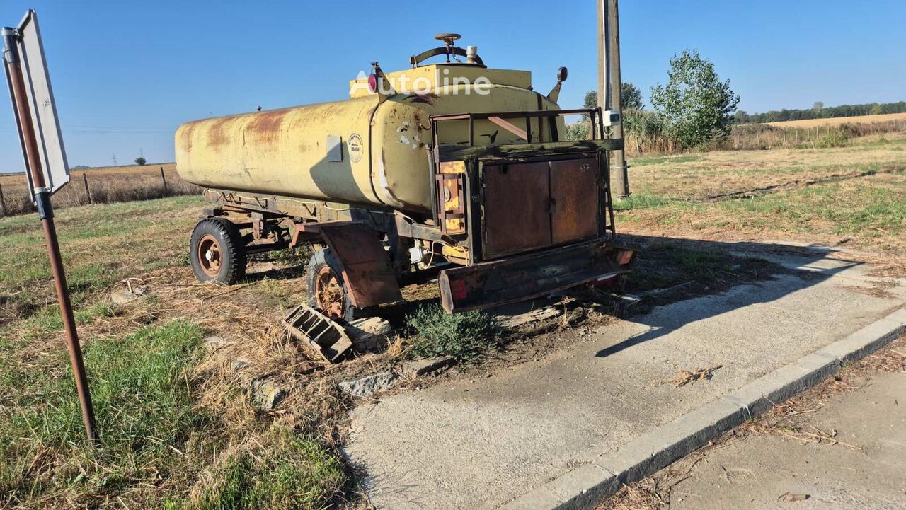 Prikolica cisterna za gorivo