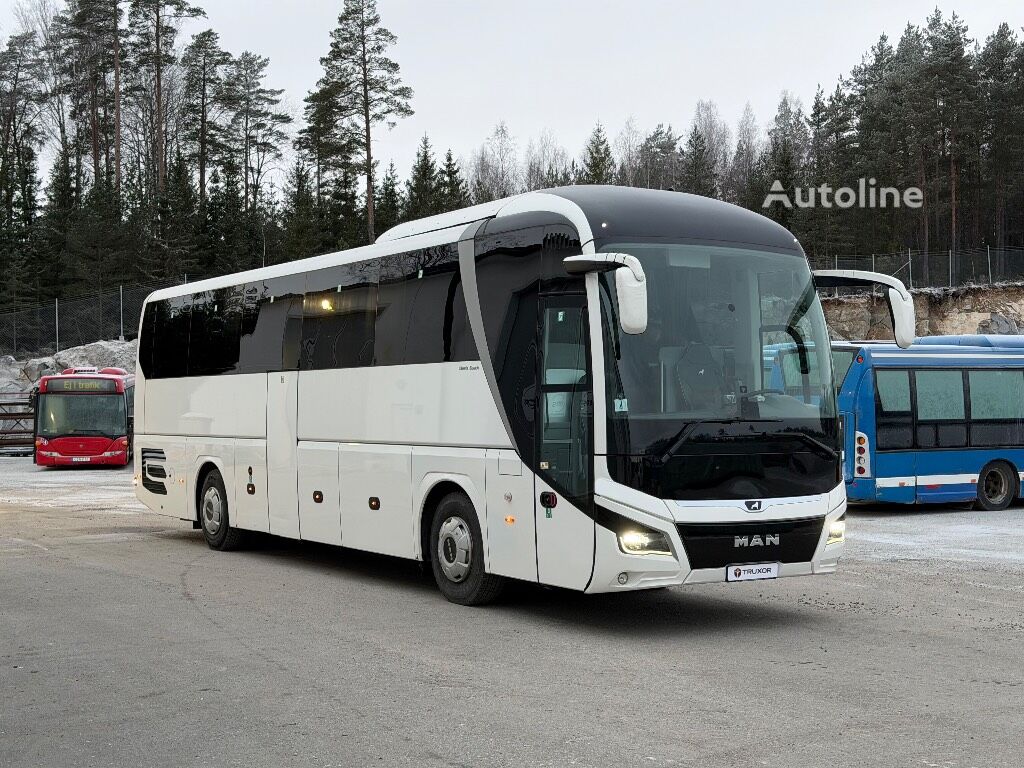 MAN Lion`s Coach (6 buses, leasing available) turistički autobus