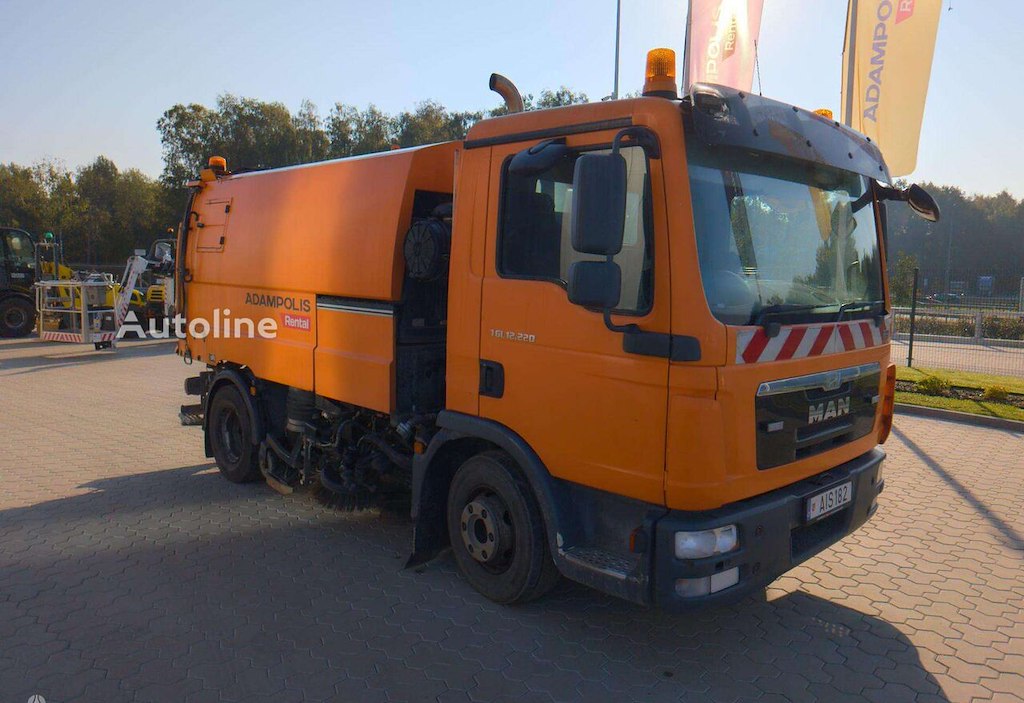 MAN TGL 12.200 vozilo za čišćenje ulica