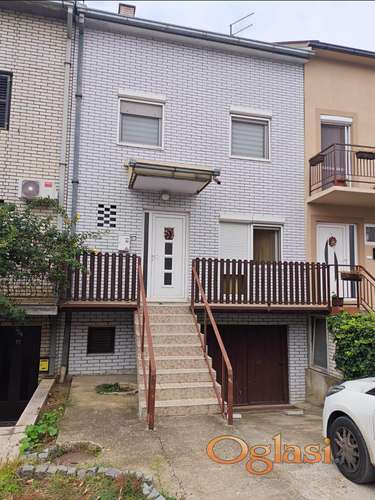 Komforna porodična kuća na Novom Misi