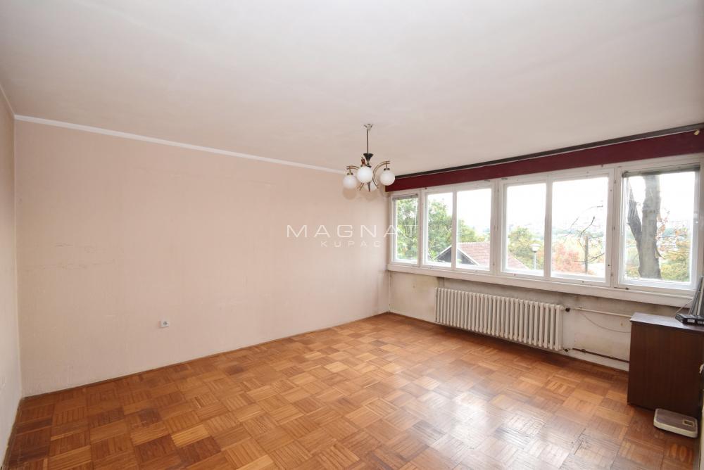 Konjarnik, dvosoban stan odmah useljiv ID#5887
205.000 €