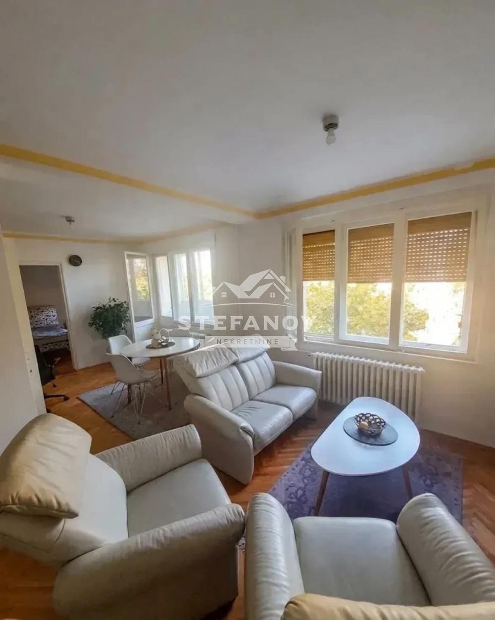 Manji trosoban stan na Lesnini ID#2071
85.000 €