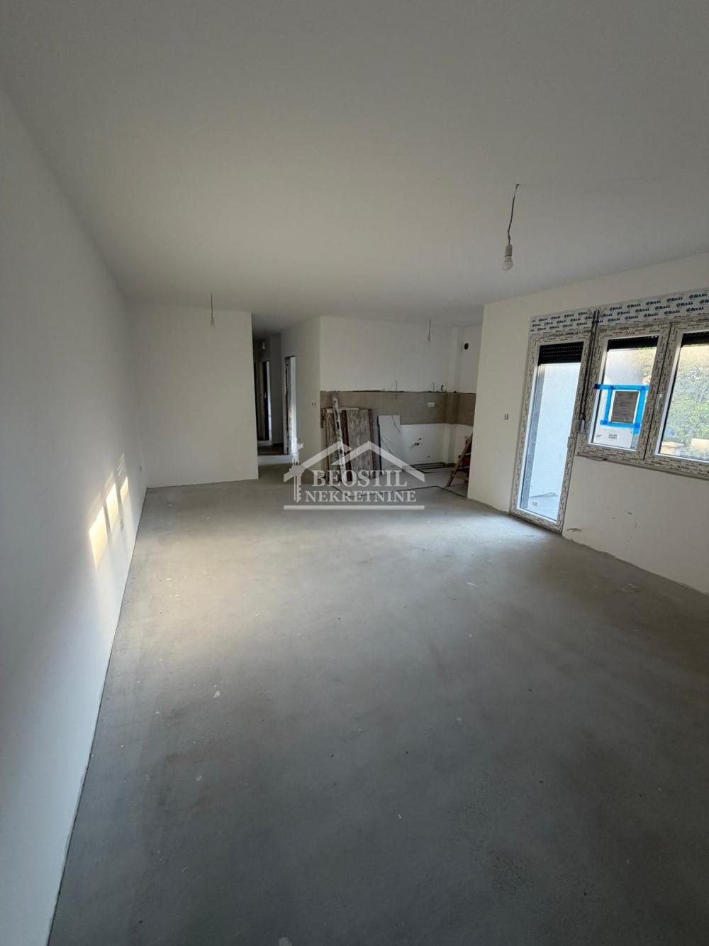 Novogradnja - Ledine sa građ.dozvolom, Vila Mara ID#26001
155.000 €