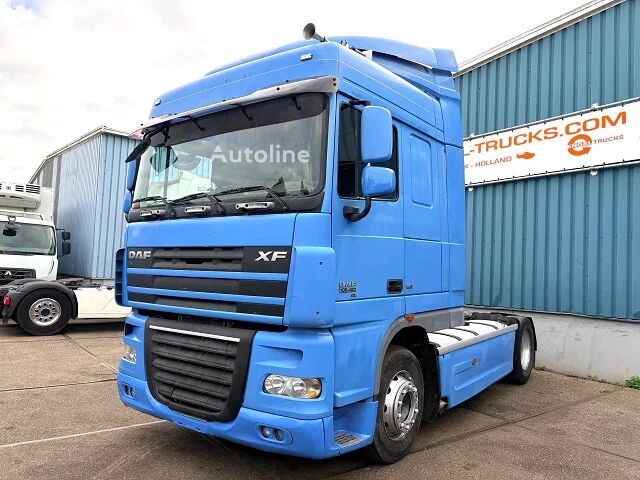 DAF XF 105.460 SPACECAB (ZF16 MANUAL GEARBOX / EURO 5 / ZF-INTARDER tegljač
