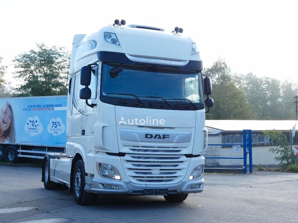 DAF XF 530 Superspace Cab *Standklima*RETARDER* tegljač