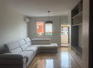Izdavanje Stan - Novi Sad, Detelinara: Sajam - Sajmište