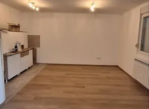 Izdavanje Stan - Beograd