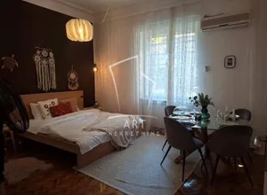 Izdavanje Stan - Beograd, Stari Grad: Centar - Skupština - Terazije
