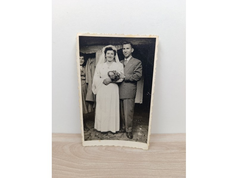 Vintage fotografija mladenci
