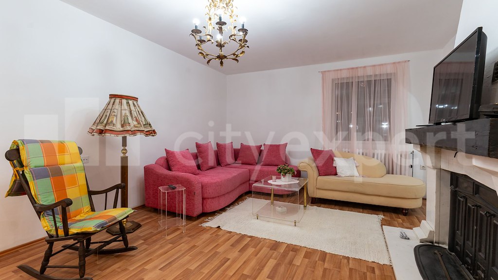 Kuća za izdavanje BEZ PROVIZIJE: Četvorosoban, 200m², Nićifora Ninkovića, Čukarica - 1200€