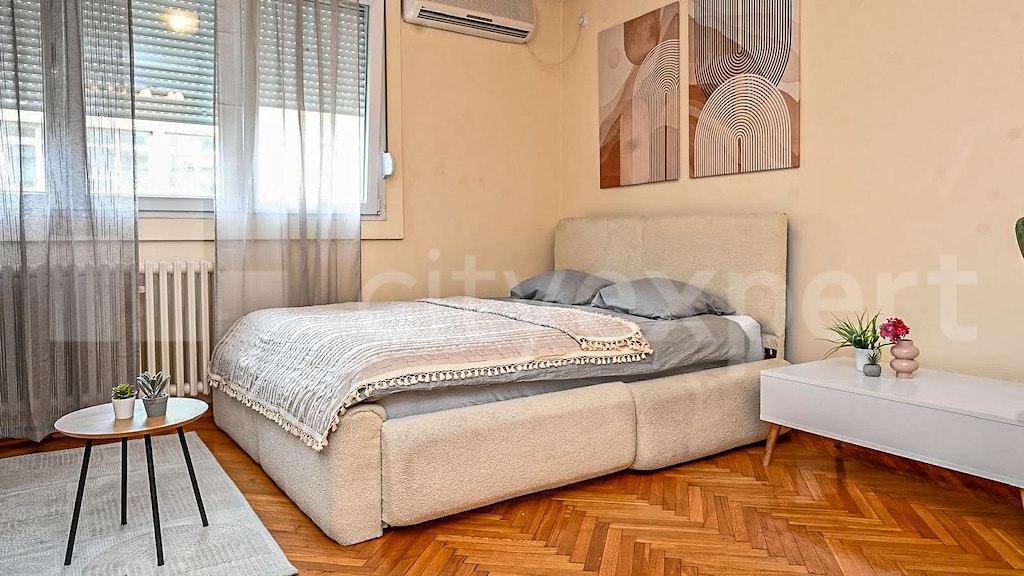 Stan za izdavanje BEZ PROVIZIJE: Garsonjera, 27m², Mileševska, Vračar - 890€