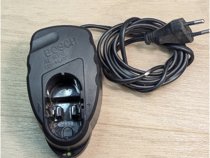 Bosch AL 1404 punjac baterija aku alata