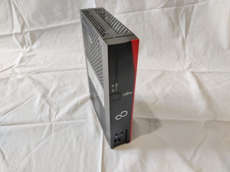 Fujitsu Futro S930 8GB SSD 2GB RAM