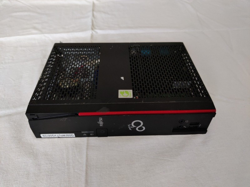 Fujitsu Futro S920 2GB SSD 2GB RAM