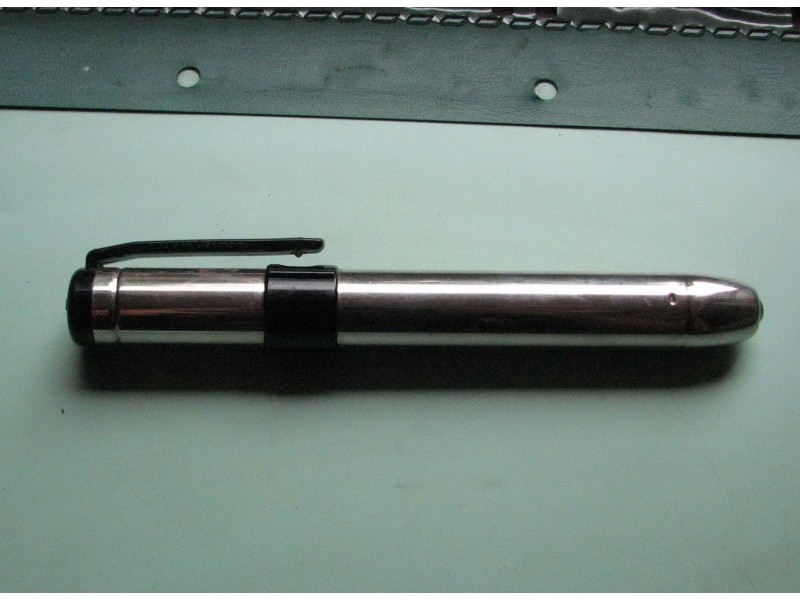 = Varta - Baterijska lampa olovka - Odlična - 14cm