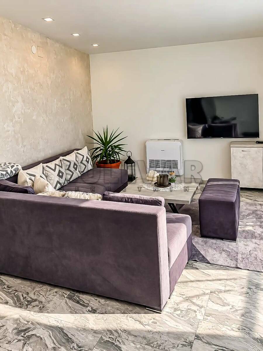 Kuća, Niš – Medoševac | Izdavanje · 193m² · 410.000€