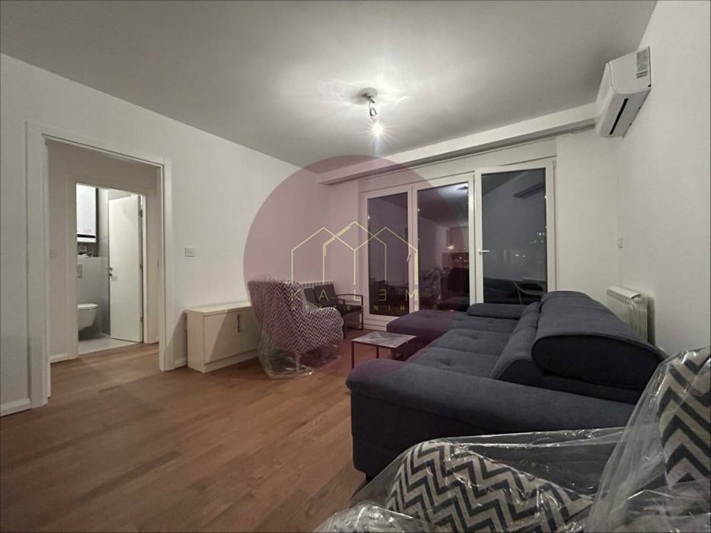 Trosoban stan, Beograd – Saobraćajni Fakultet | Izdavanje · 70m² · 1.100€