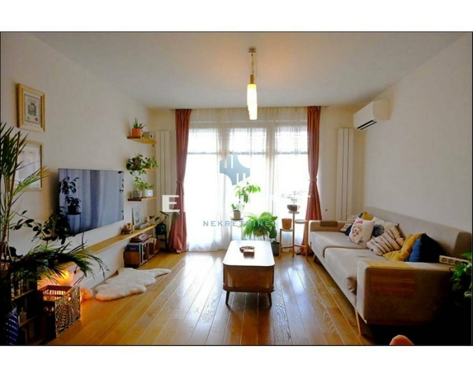 Trosoban stan, Beograd – Lekino Brdo | Izdavanje · 73m² · 1.400€