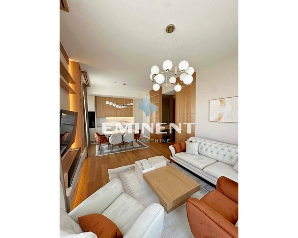 Trosoban stan, Beograd – Beograd Na Vodi | Izdavanje · 80m² · 2.700€