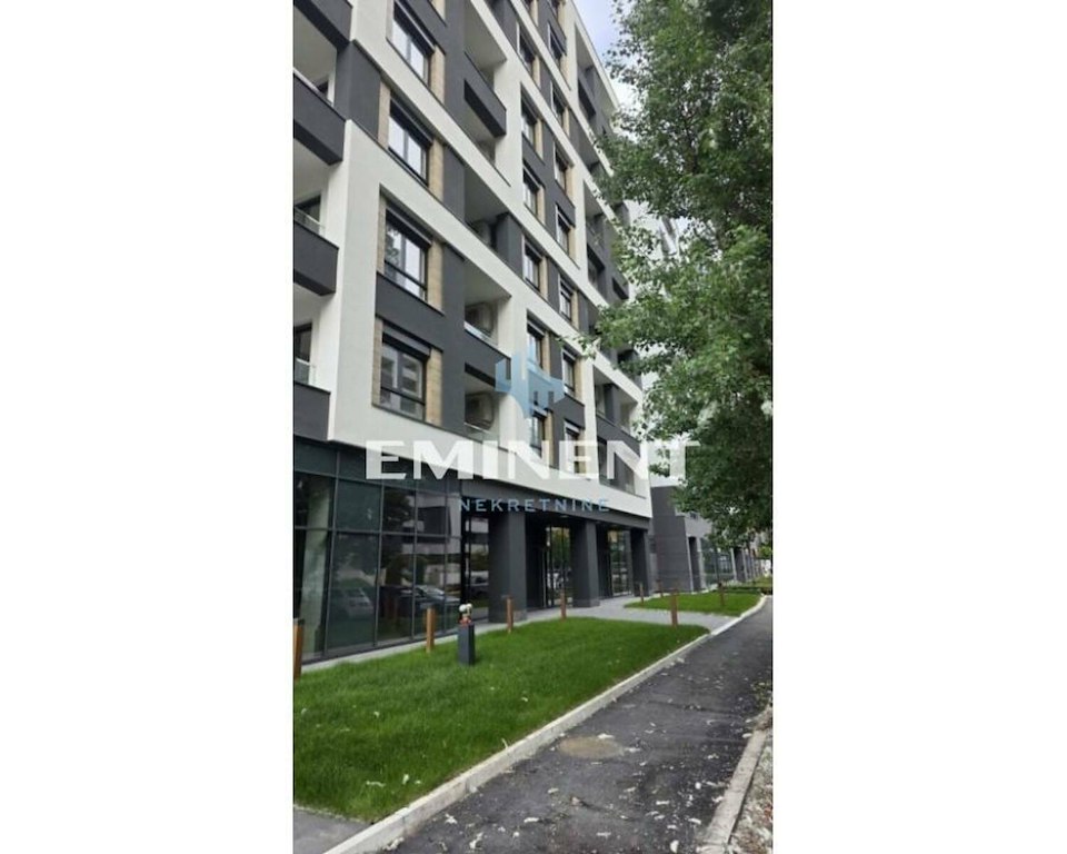 Garaza, Beograd – Blok 65 | Izdavanje · 12m² · 140€
