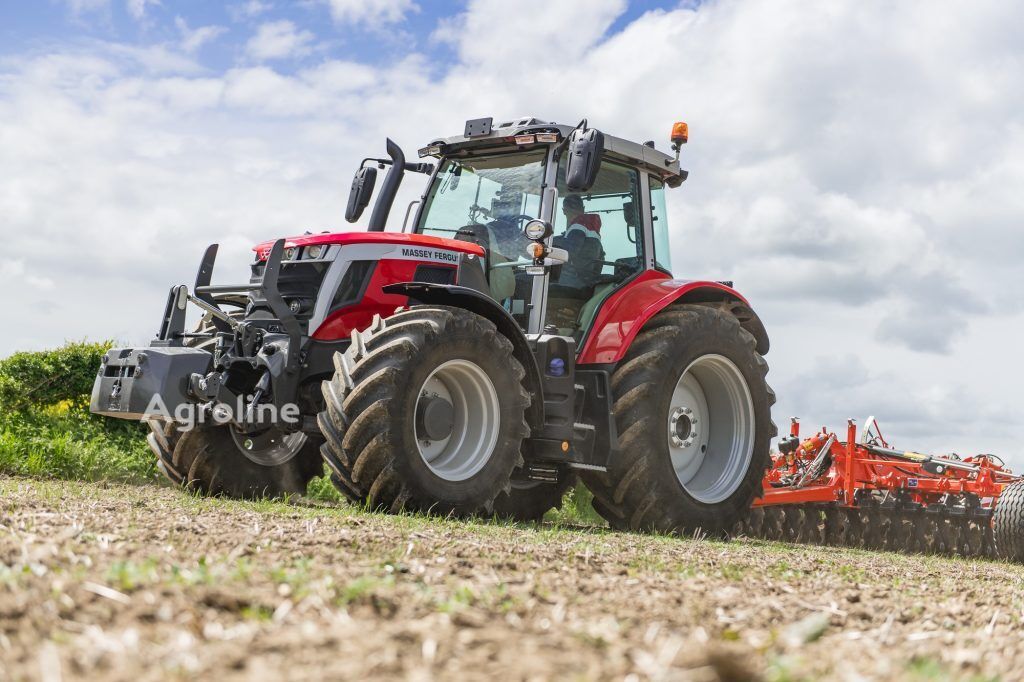 Novi Massey Ferguson 5S.145 Dyna-6 Exclusive Tractor traktor točkaš