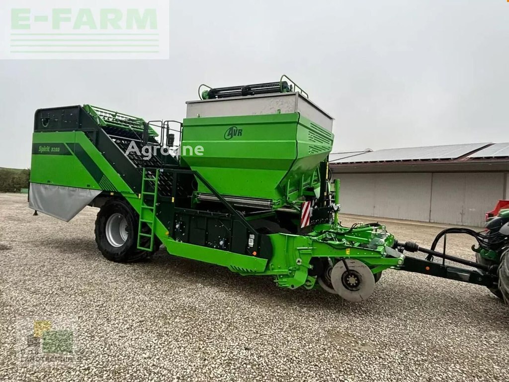 AVR spirit 9200 kombajn za krompir
