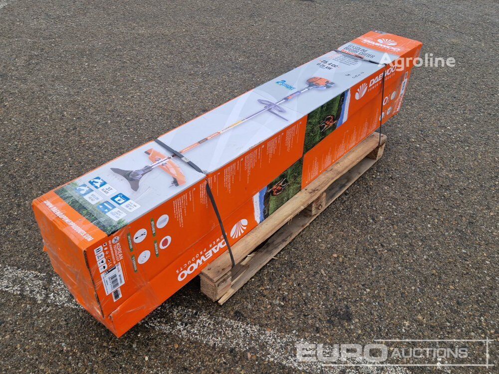 Prodaje se Daewoo DABC260C trimer za travu na aukciji