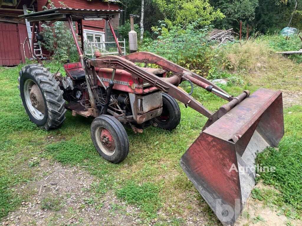 Prodaje se Massey Ferguson MAS-HARRIS 135 mini traktor na aukciji