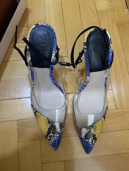 Zara stikle
