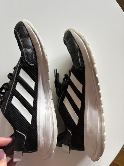 Adidas patike za trcanje