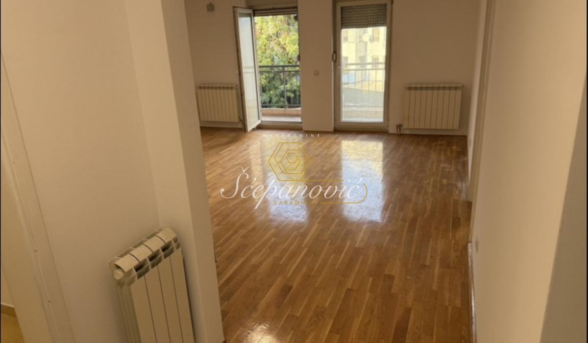 Dvosoban stan za izdavanje, Centar, Beograd, 58m², 1.100 €/mes