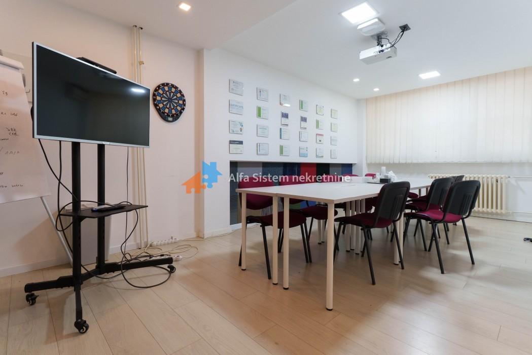 Lokal za izdavanje, Blok 34 – Studentski Grad, Beograd, 137m², 2.000 €/mes