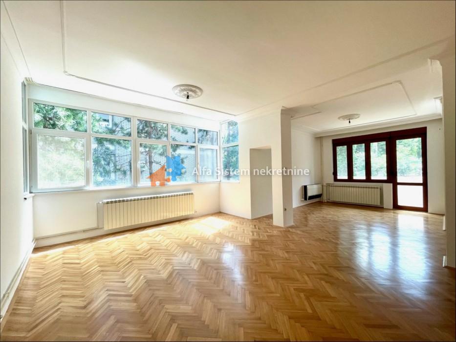 Kuća za izdavanje, Dedinje, Beograd, 600m², 6.200 €/mes
