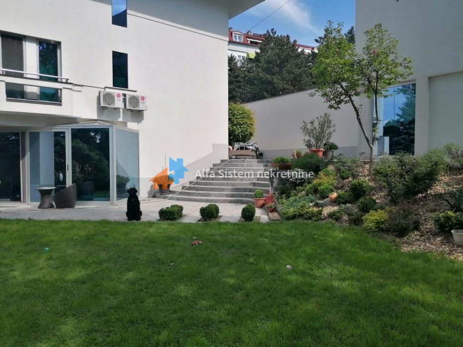 Kuća za izdavanje, Učiteljsko Naselje, Beograd, 365m², 4.500 €/mes