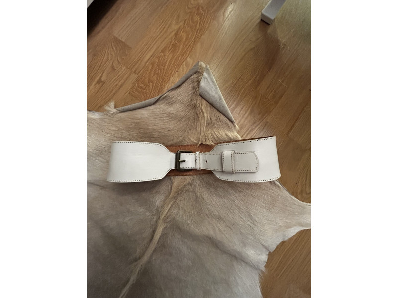 Burberry kozni kais