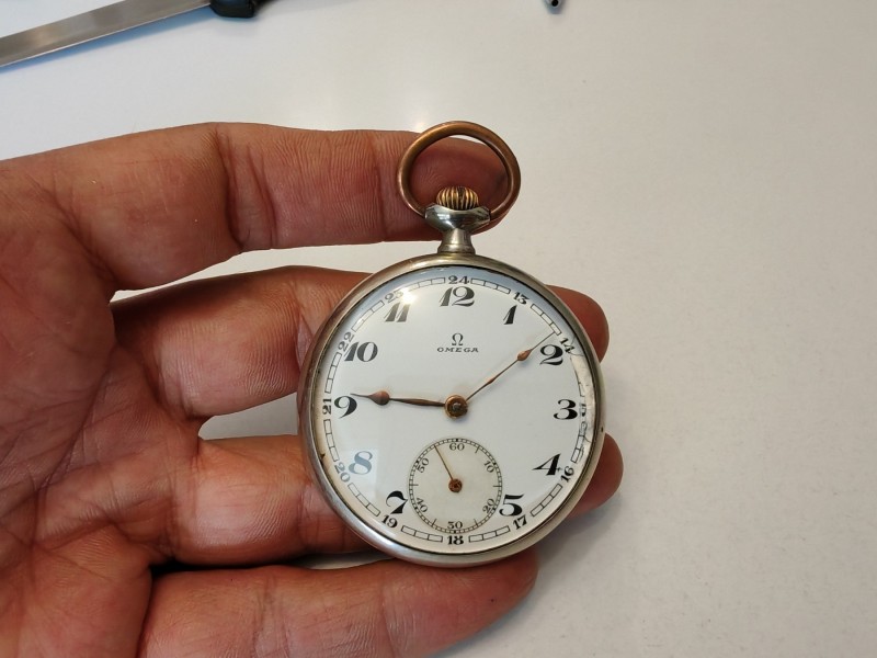 Stari Dzepni Sat OMEGA 15 Jewels Cal.40.6L.T2.15P Prele