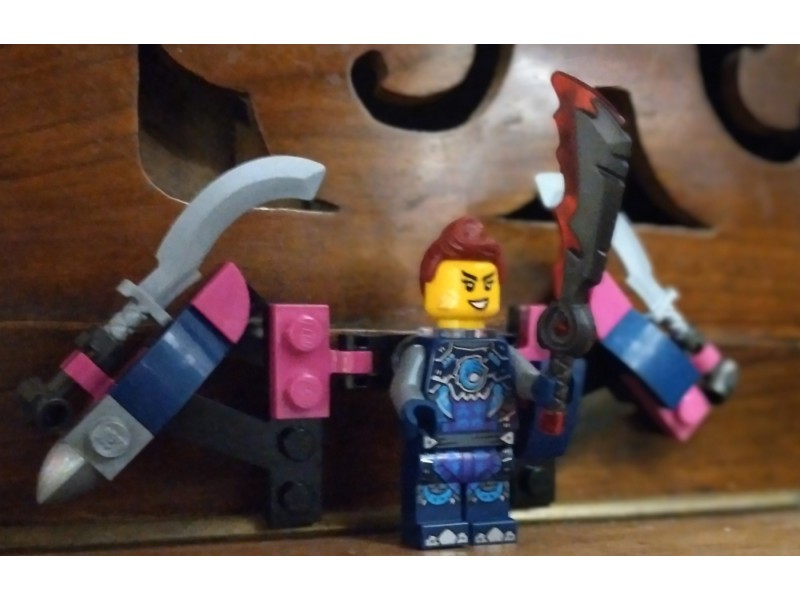 Lego Ninjago J.