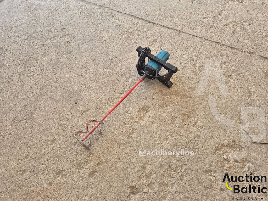 Prodaje se Makita UT 1200 građevinski mikser na aukciji