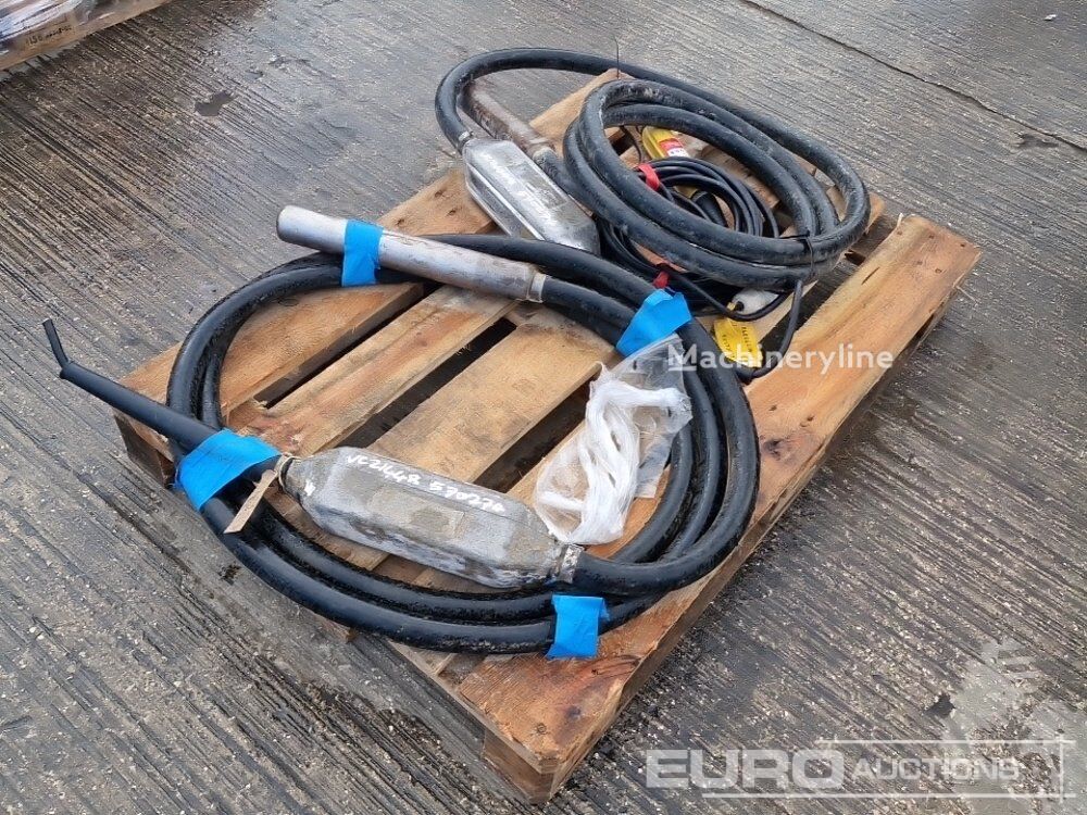 Prodaje se (2 of) vibrator za beton na aukciji