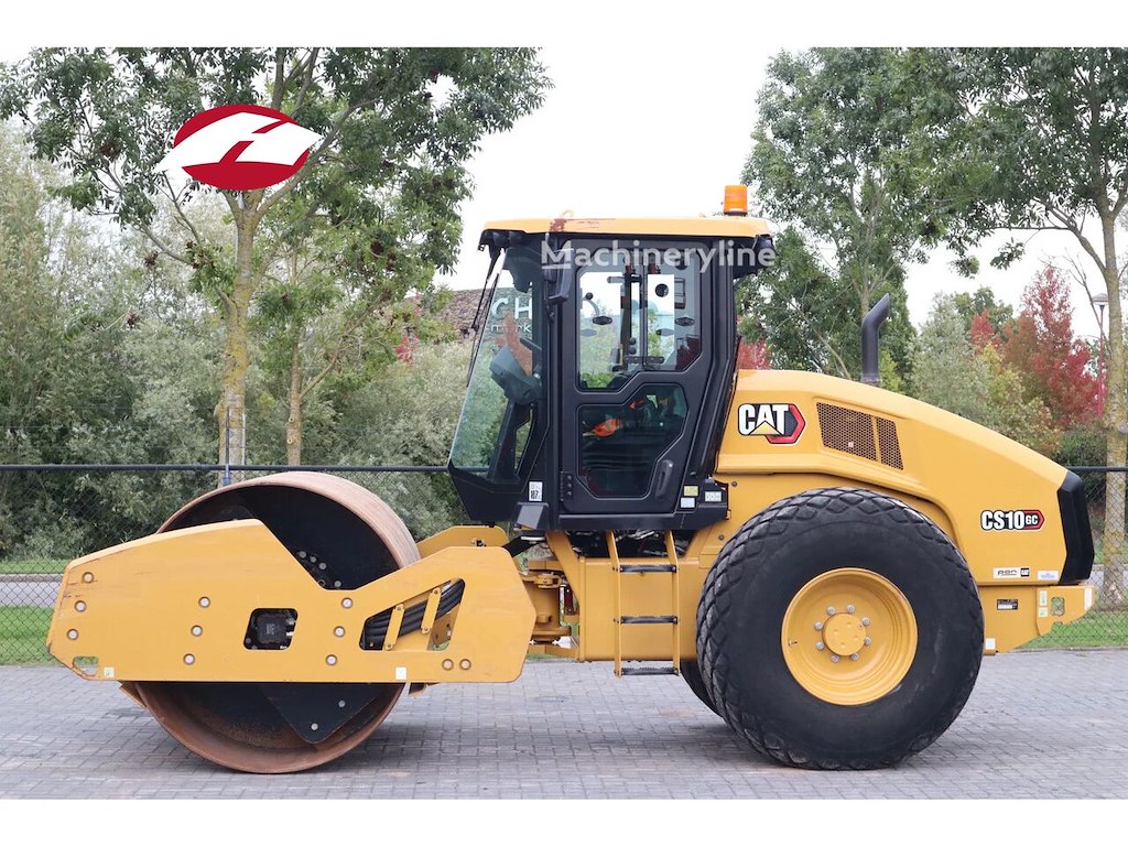 Caterpillar CS10 GC | LOW HOURS | AIRCO | GOOD CONDITION valjak za asfalt