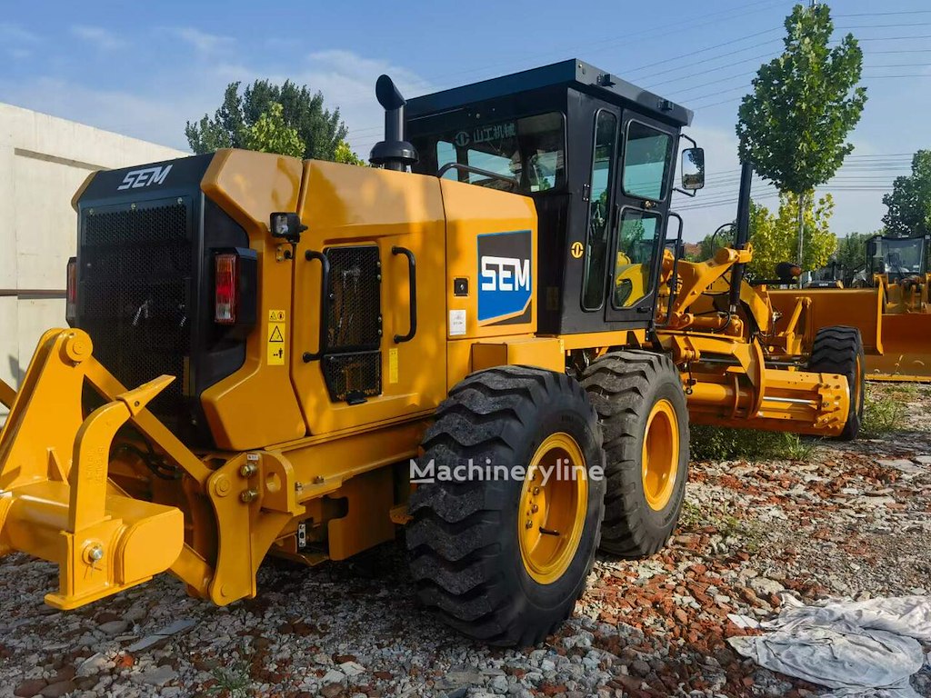 SEM 922F grejder