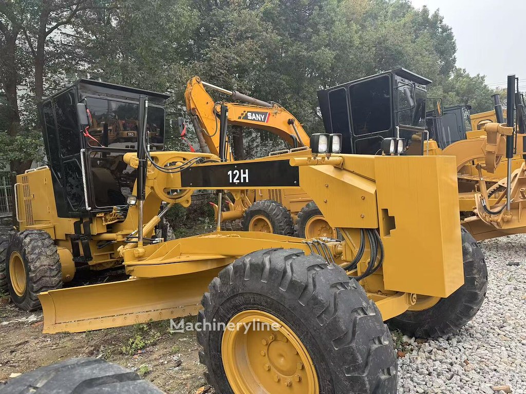 Caterpillar 12H grejder