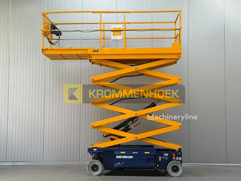 JLG 3246 ES makazasta platforma