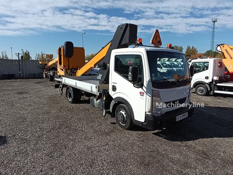 Renault Maxity auto dizalica s korpom