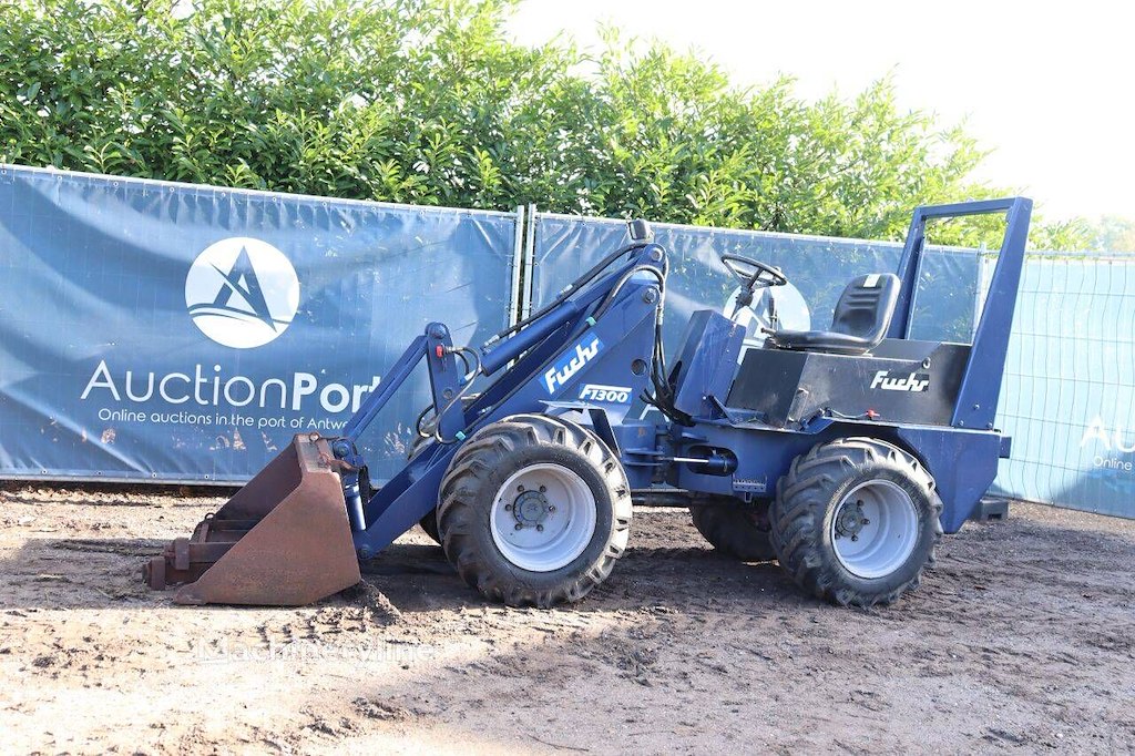Prodaje se Fuchs F1300 prednji utovarivač na aukciji