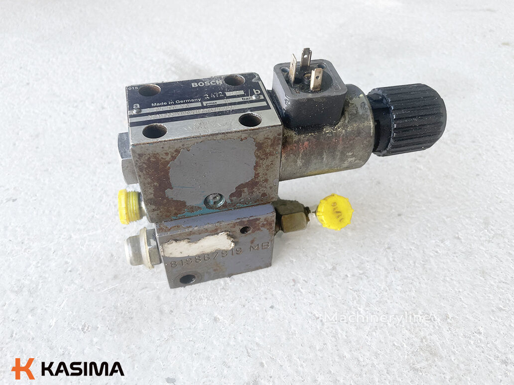 Directional Control Valve Bosch 0810091531 RM za ABG Titan 325 asfaltnog finišera