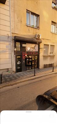 Atraktivan lokal 30 m² u Njegoševoj – idealan za v