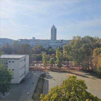 Novi Beograd, Blok 1. 3.0 stan - izuzetna lokacija