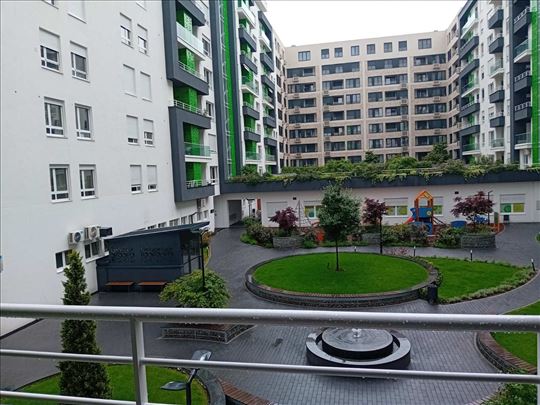 Novi Beograd, Bulevar heroja sa Košara, 60m2, LUX