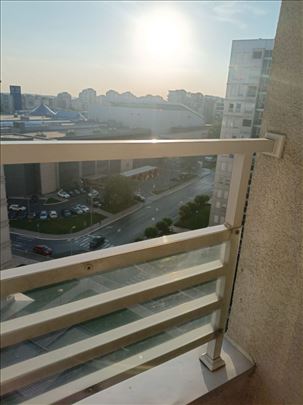 Garsonjera kod Delta City